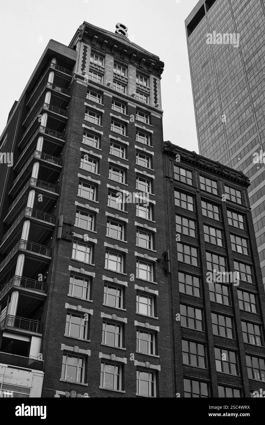"on the square" building on E. broad St in downtown Columbus Ohio. USA ...