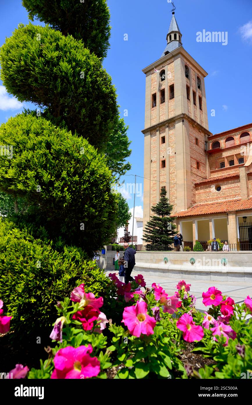 Church of La Asuncion, Campo de Criptana, Ciudad Real, Spain Stock ...