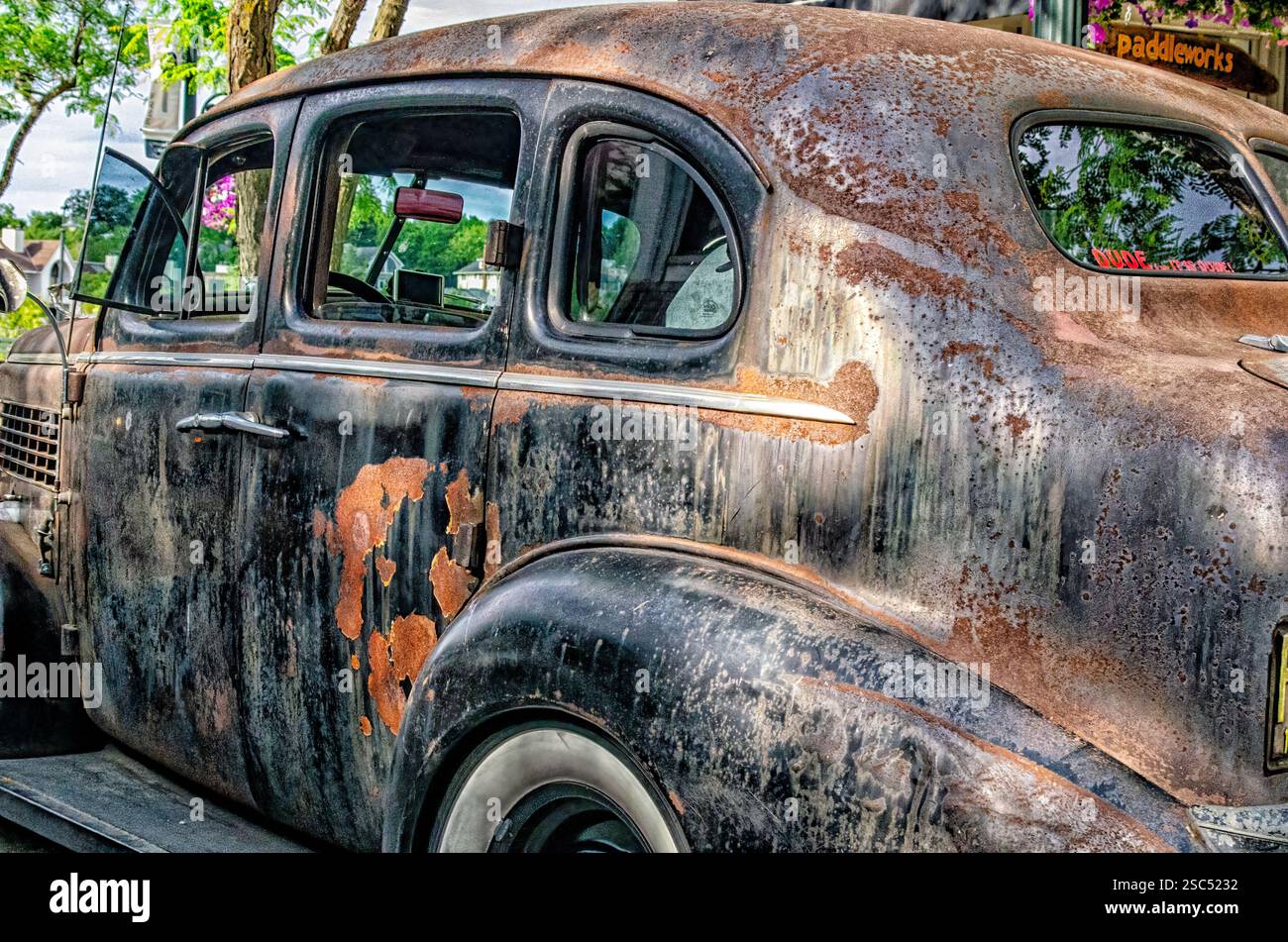 Rusty car paint hi-res stock photography and images - Alamy