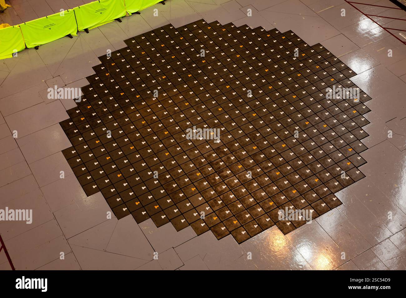 Nuclear fuel units hi-res stock photography and images - Alamy