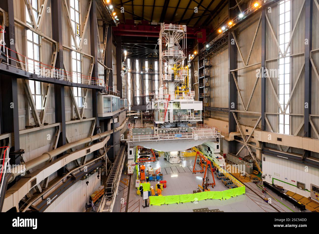 Fuelling machine in the Pile Cap hall at Dungeness B nuclear power ...