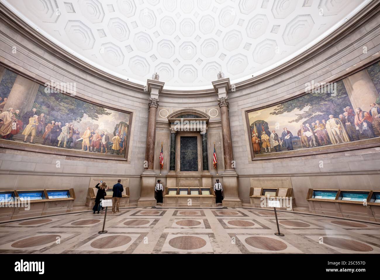 WASHINGTON DC, United States — The National Archives Rotunda houses ...