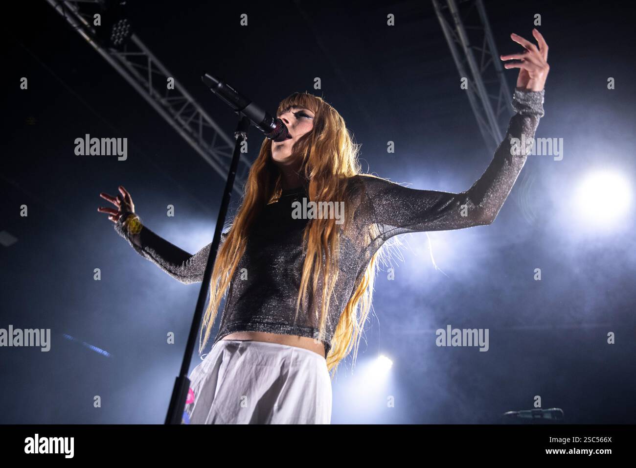 Chica Sobresalto performing at Razzmatazz 2, Barcelona 10 Jan 2025 ...