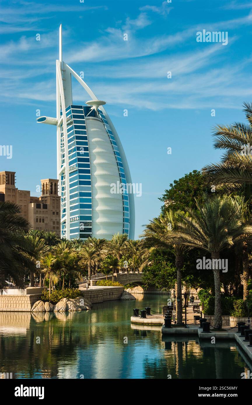 DUBAI, UAE - NOVEMBER 15: View of the hotel Burj Al Arab from Souk ...