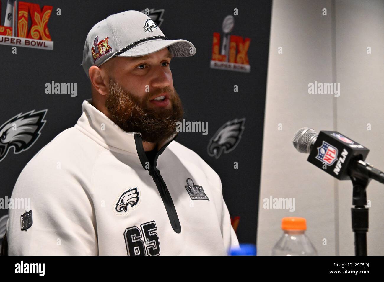 Caesars Superdome. 5th Feb, 2025. New Orleans LA; Philadelphia Eagles ...