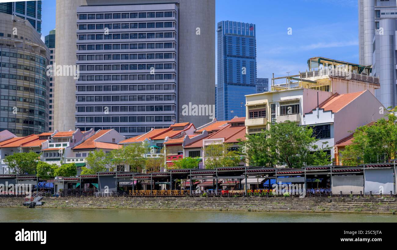 The traditional shophouses in the conservation areas of Singapore's ...