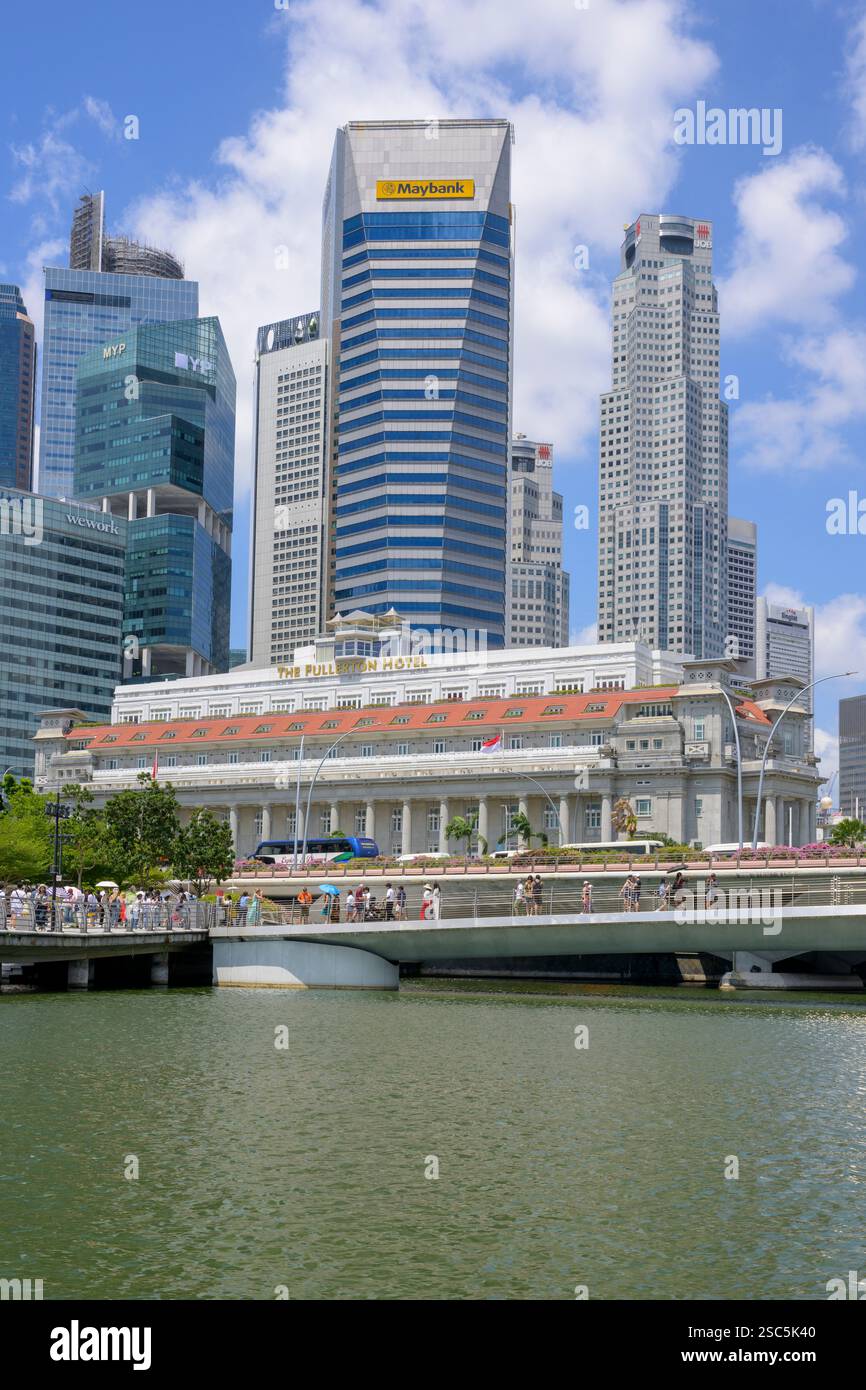 Collyer Quay and the towering office blocks of Singapore's financial ...