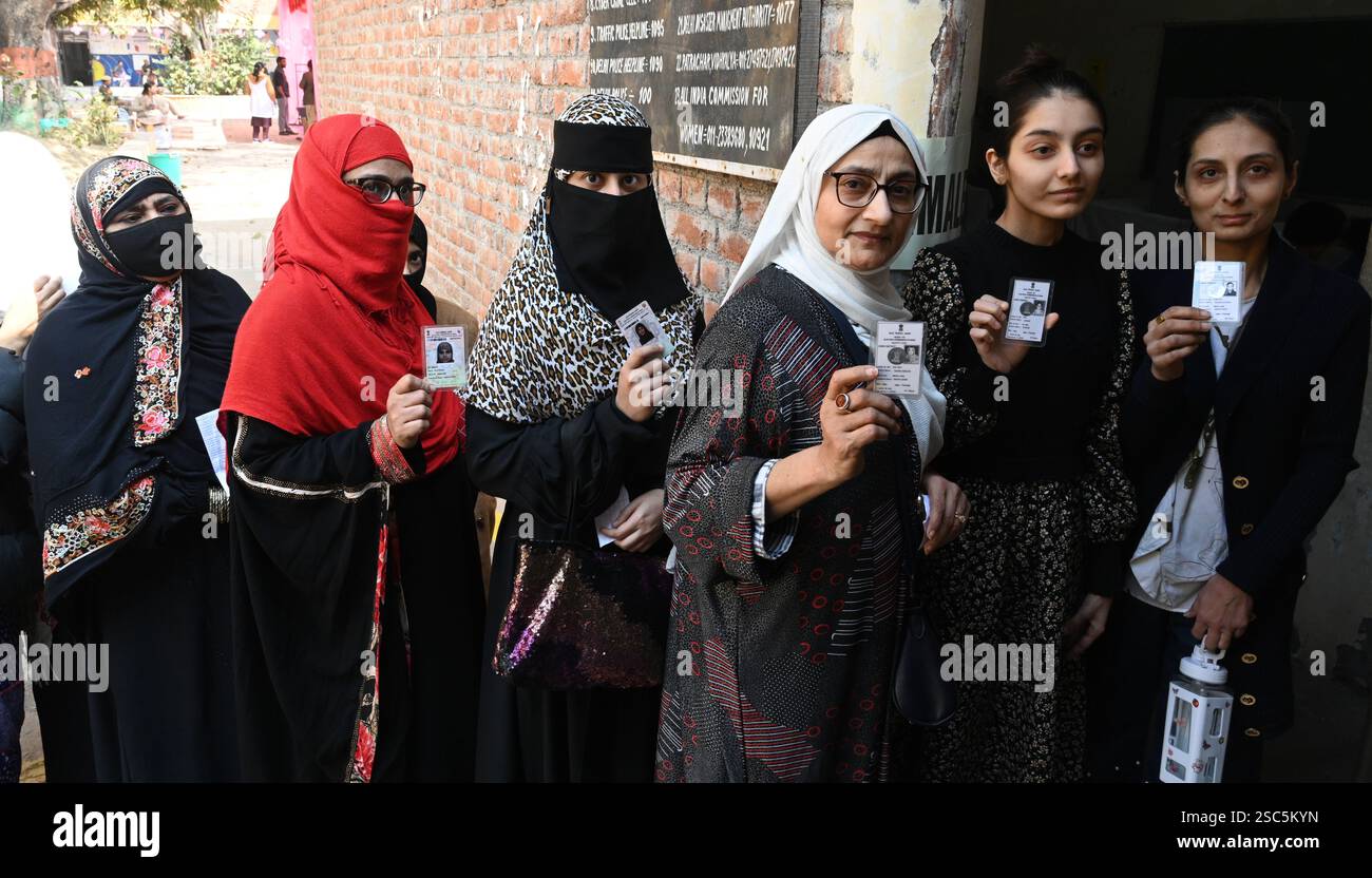 New Delhi, India. 05th Feb, 2025. NEW DELHI, INDIA - FEBRUARY 5: People ...