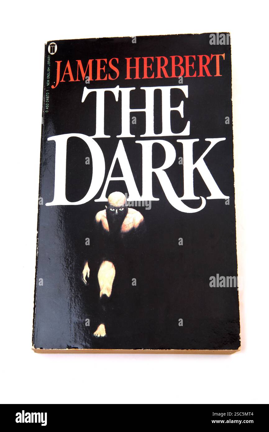 Paperback of The Dark by James Herbert Stock Photo - Alamy