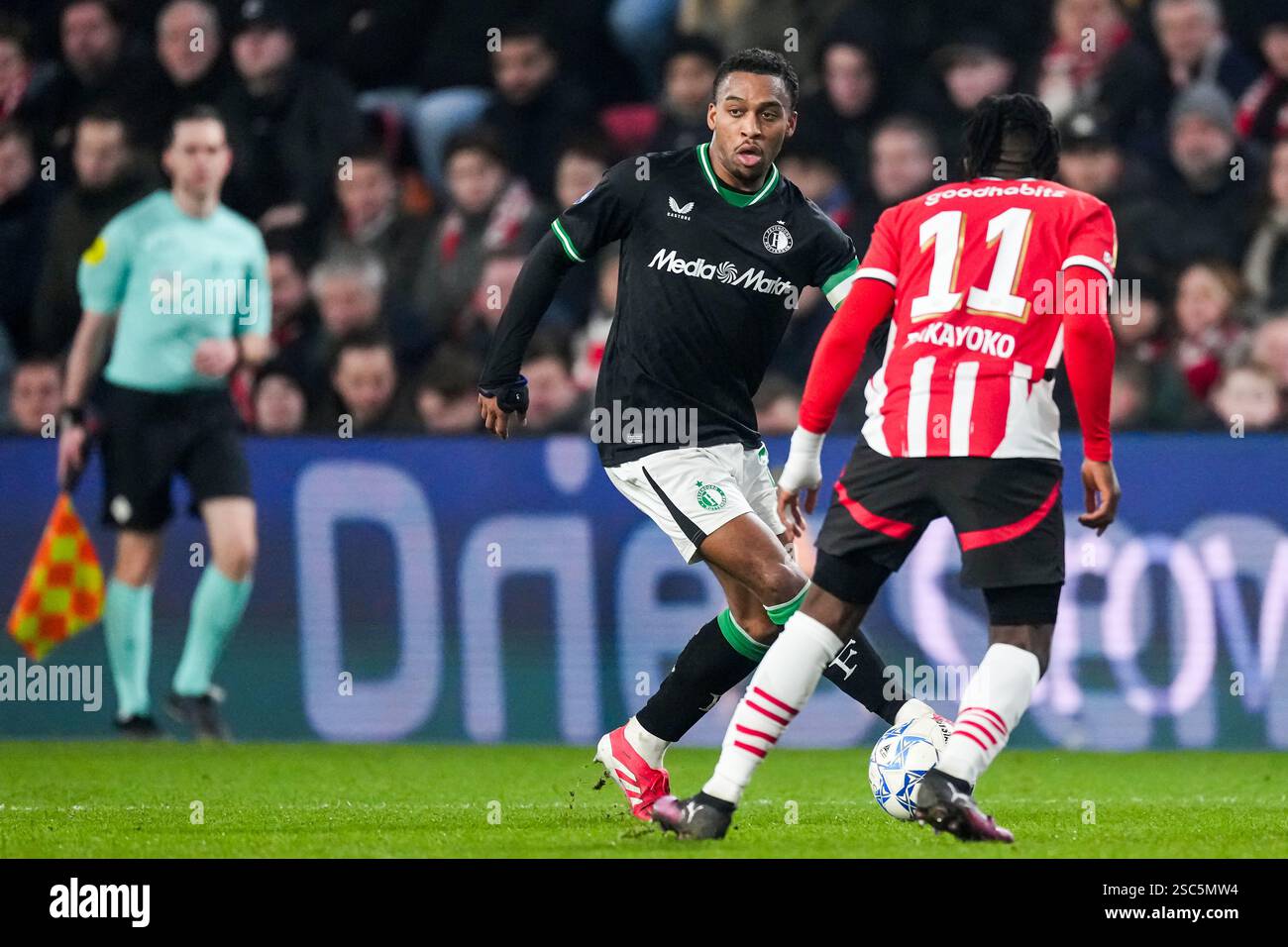 Eindhoven, The Netherlands. 05th Feb, 2025. Eindhoven - Quinten Timber of Feyenoord, Johan ...