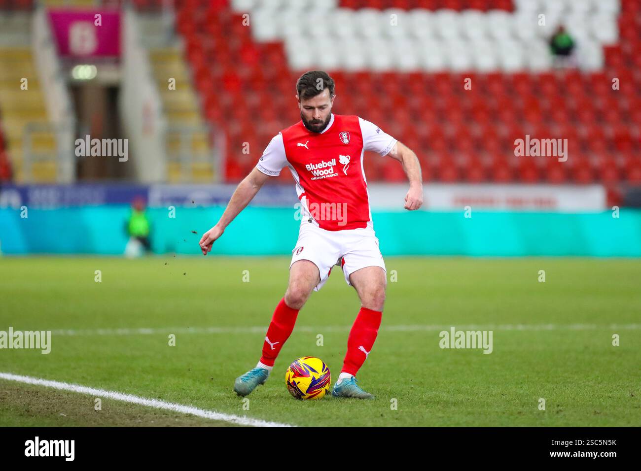 AESSEAL New York Stadium, Rotherham, England - 4th February 2025 Joe ...