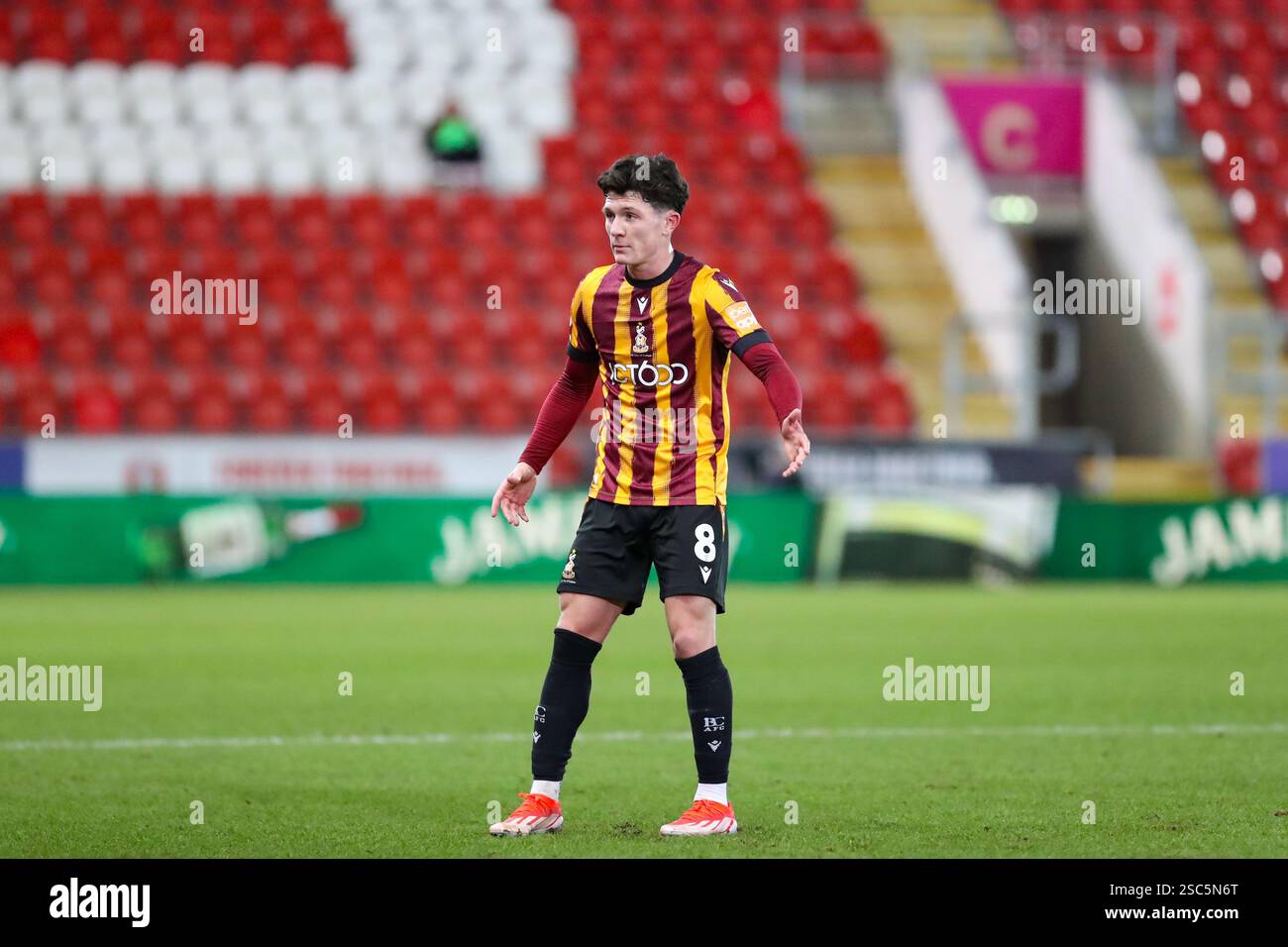 AESSEAL New York Stadium, Rotherham, England - 4th February 2025 Calum ...
