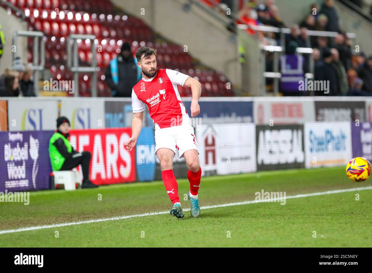 AESSEAL New York Stadium, Rotherham, England - 4th February 2025 Joe ...