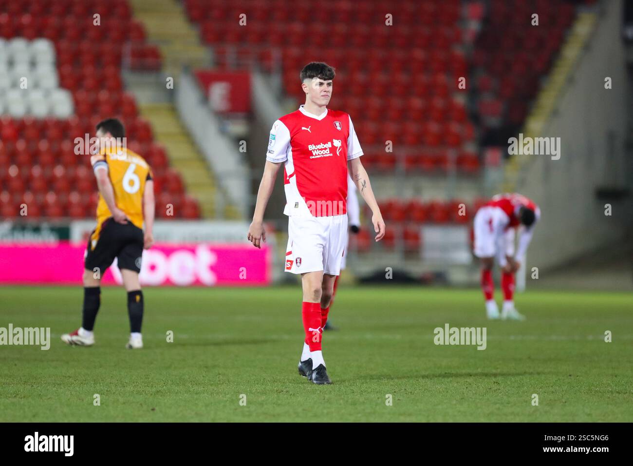AESSEAL New York Stadium, Rotherham, England - 4th February 2025 Josh ...