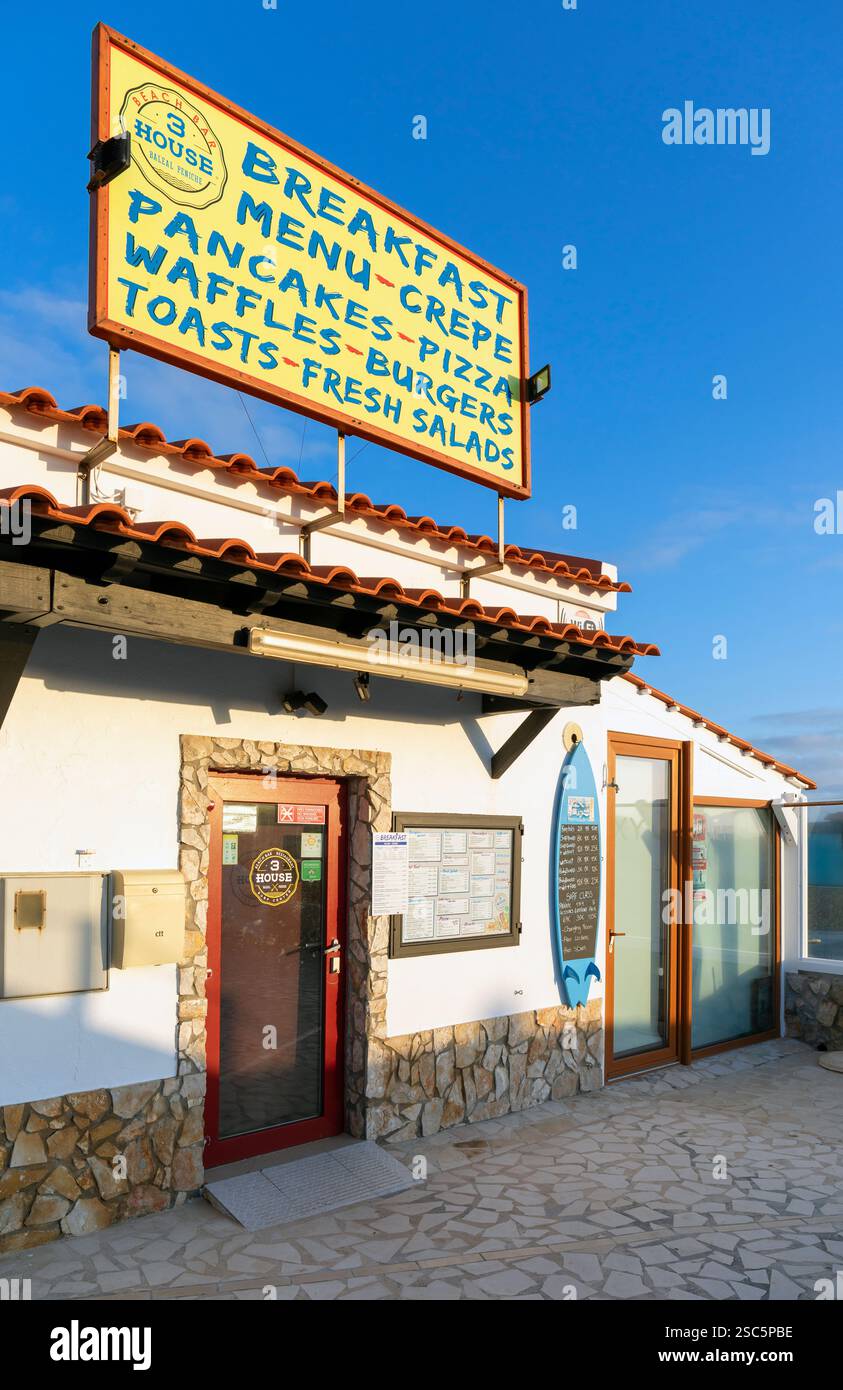 Permanently closed restaurant hi-res stock photography and images - Alamy