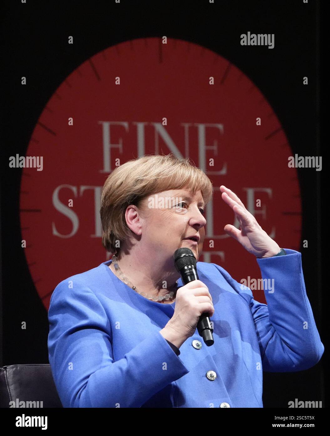 Hamburg, Germany. 05th Feb, 2025. Former Chancellor Angela Merkel (CDU ...