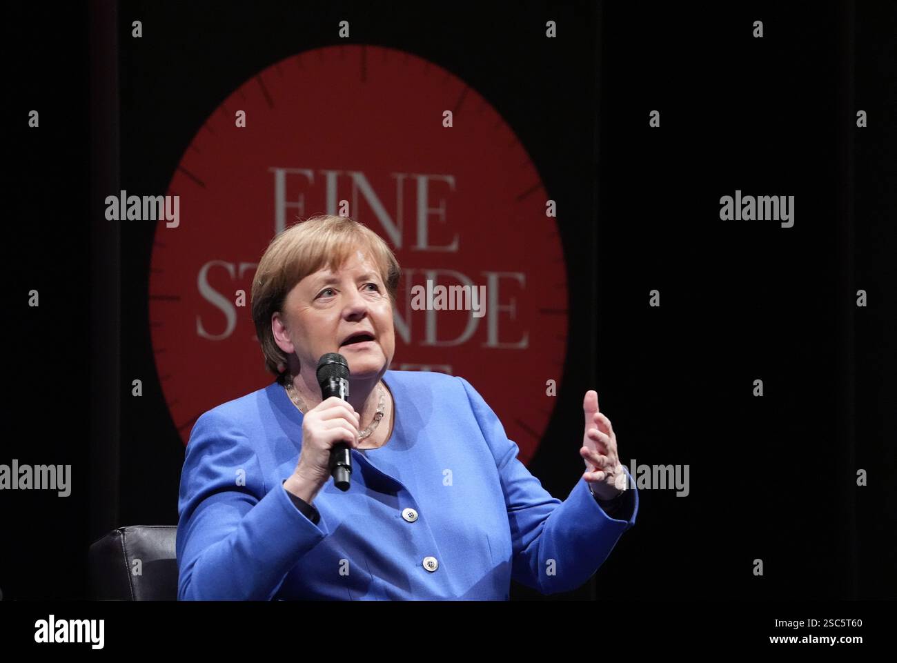 Hamburg, Germany. 05th Feb, 2025. Former Chancellor Angela Merkel (CDU ...