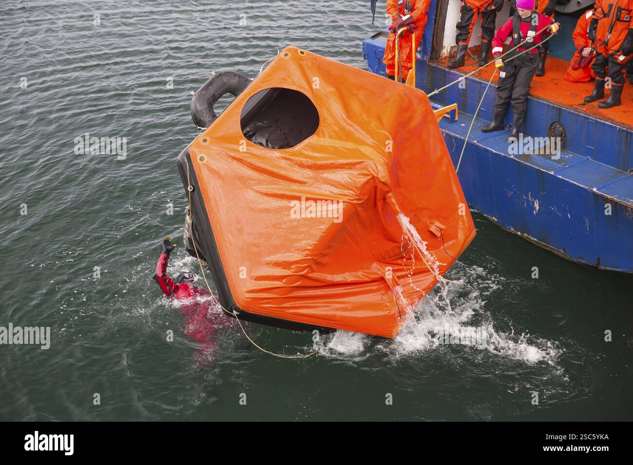 SlysavarnarfelagiÃ° Landsbjoerg, Icelandic Association for Search and Rescue (ICE-SAR, rescue ...