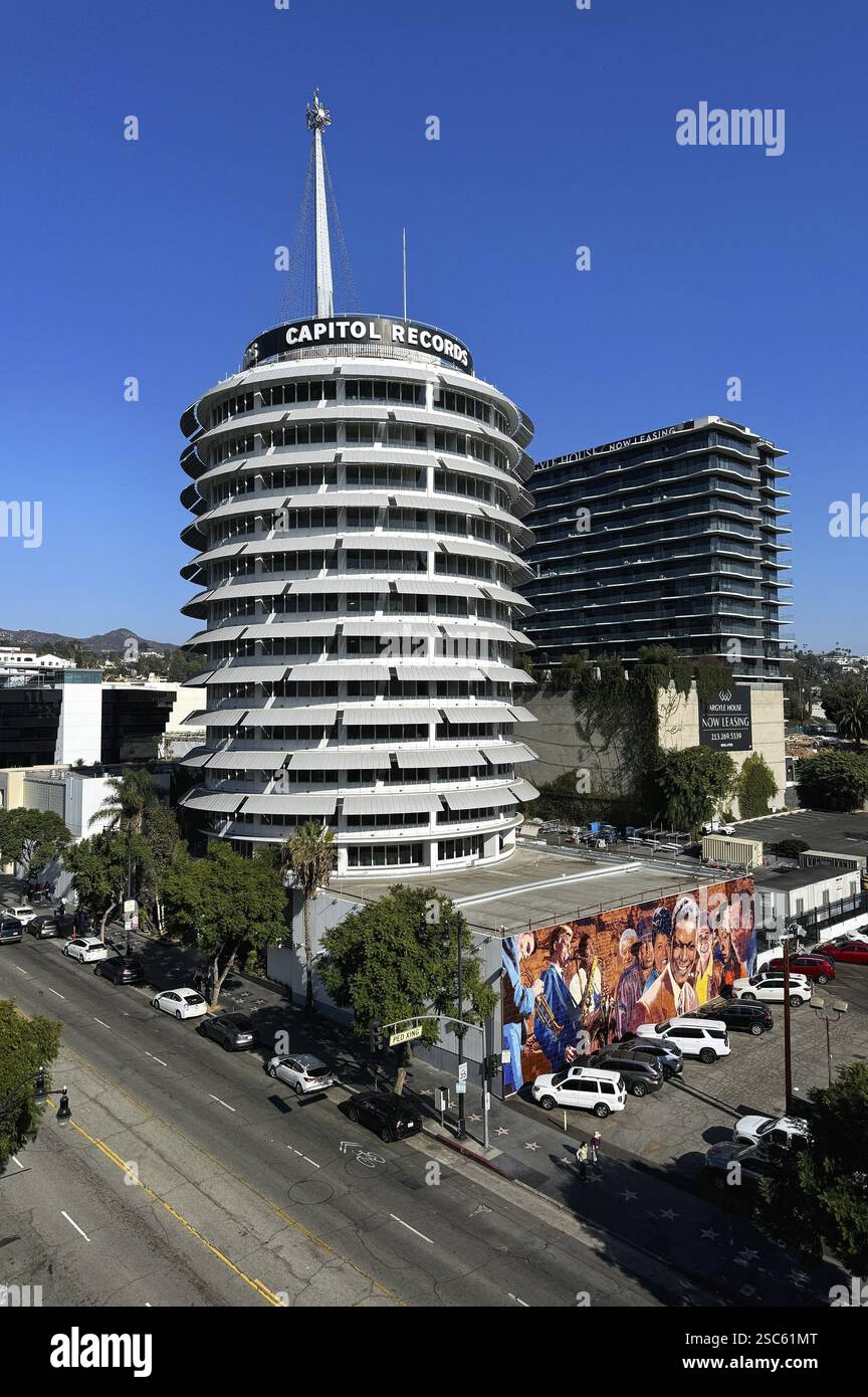 Capitol Tower, headquarters of Capitol Records in Hollywood, Los ...