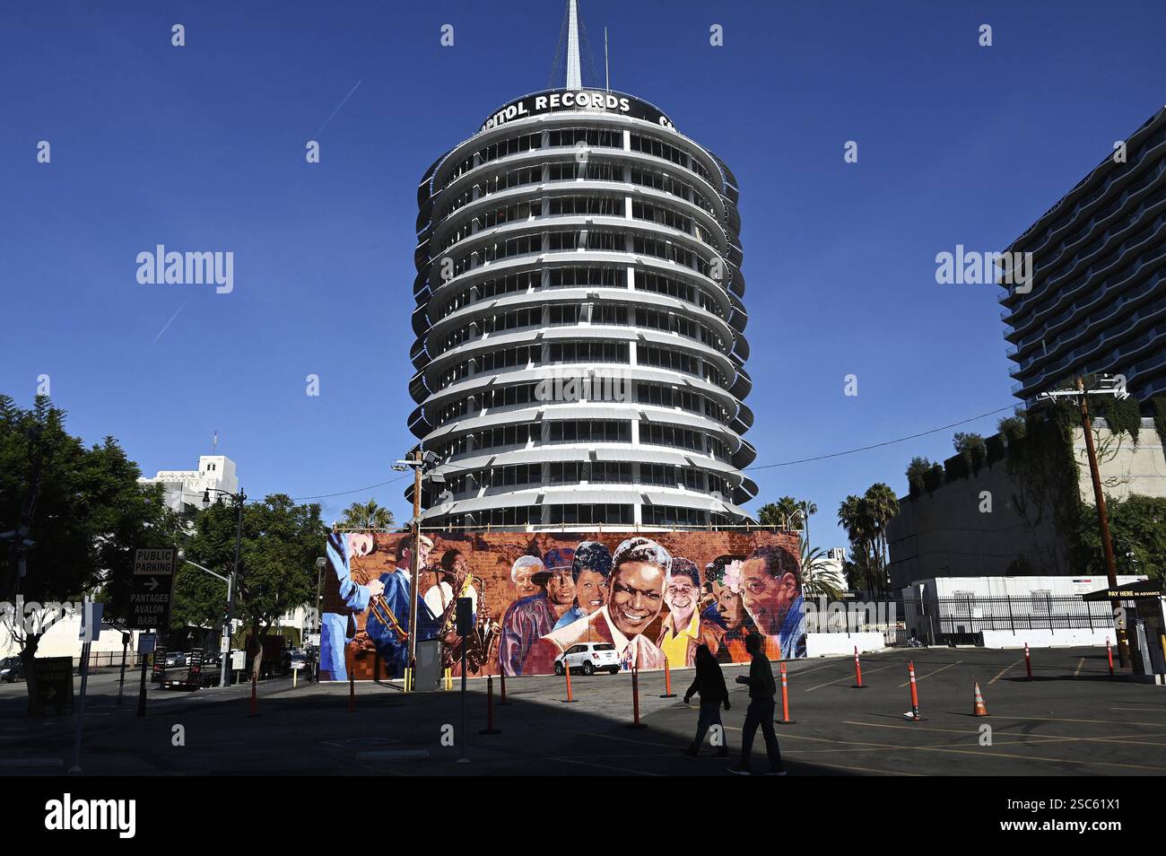 Capitol Tower, headquarters of Capitol Records in Hollywood, Los ...