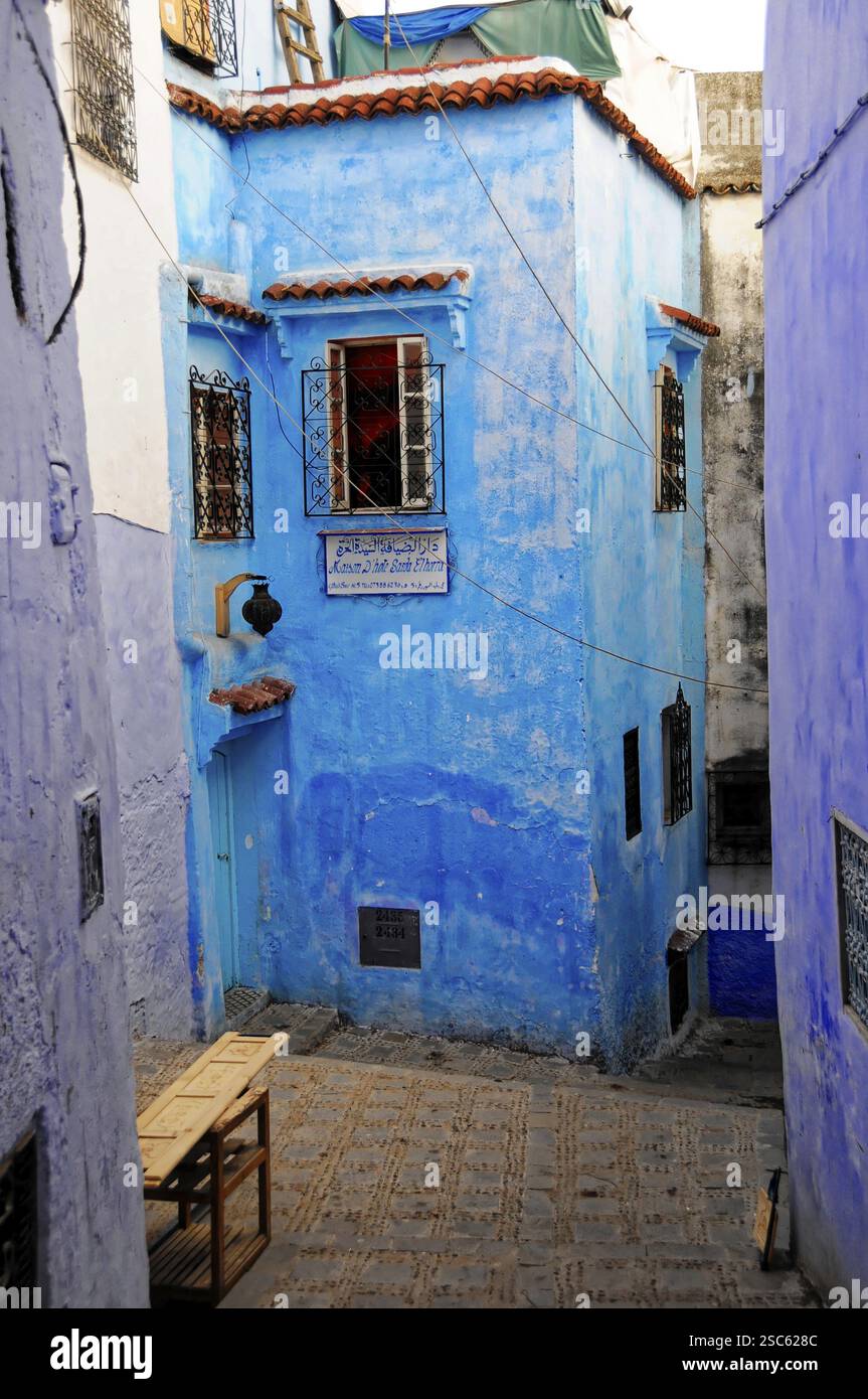 Chefchaouen, Rif Mountains, Morocco, Blue painted house in a narrow ...