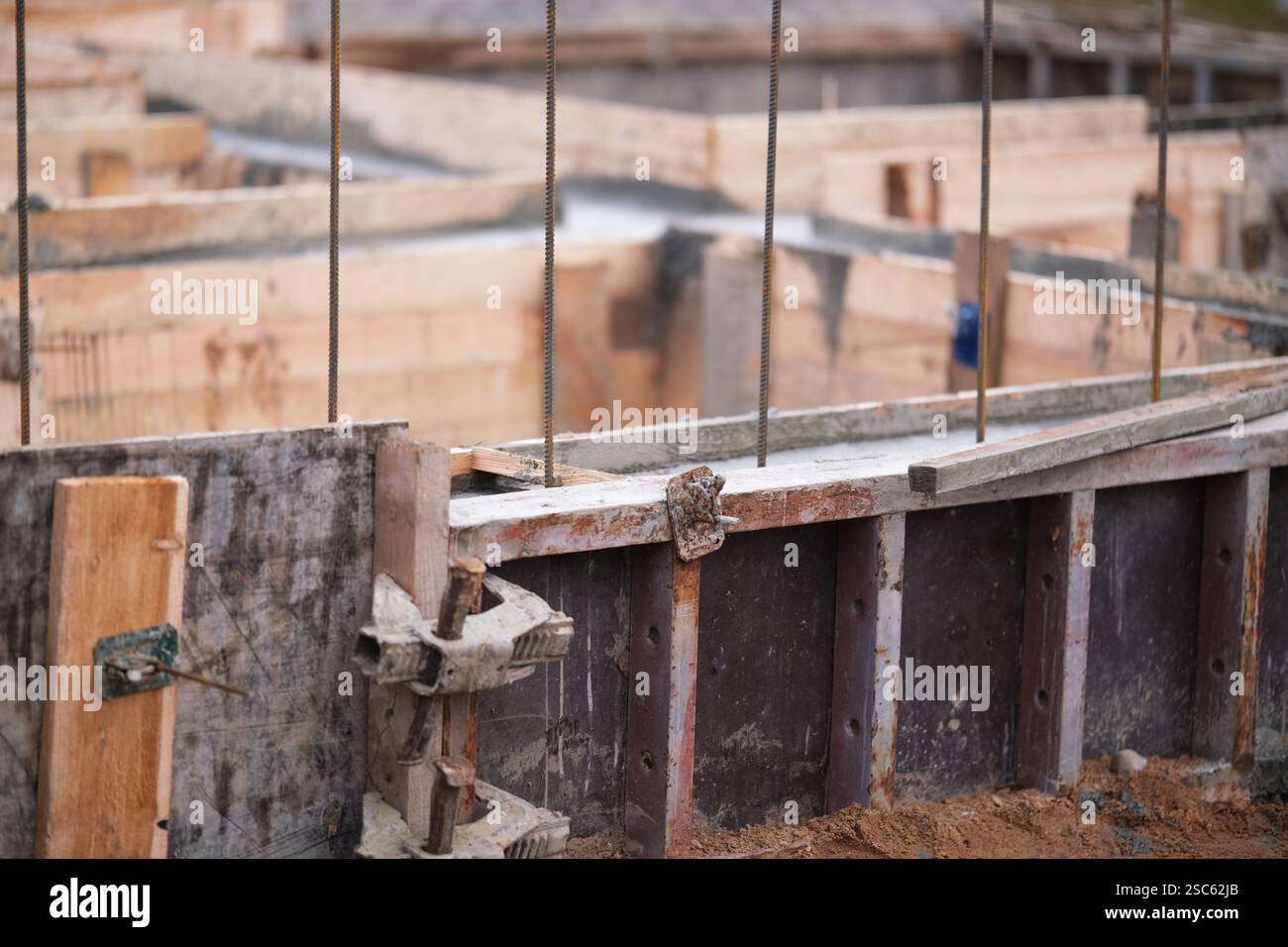 Construction of pile-grillage foundation. Monolithic foundation with ...