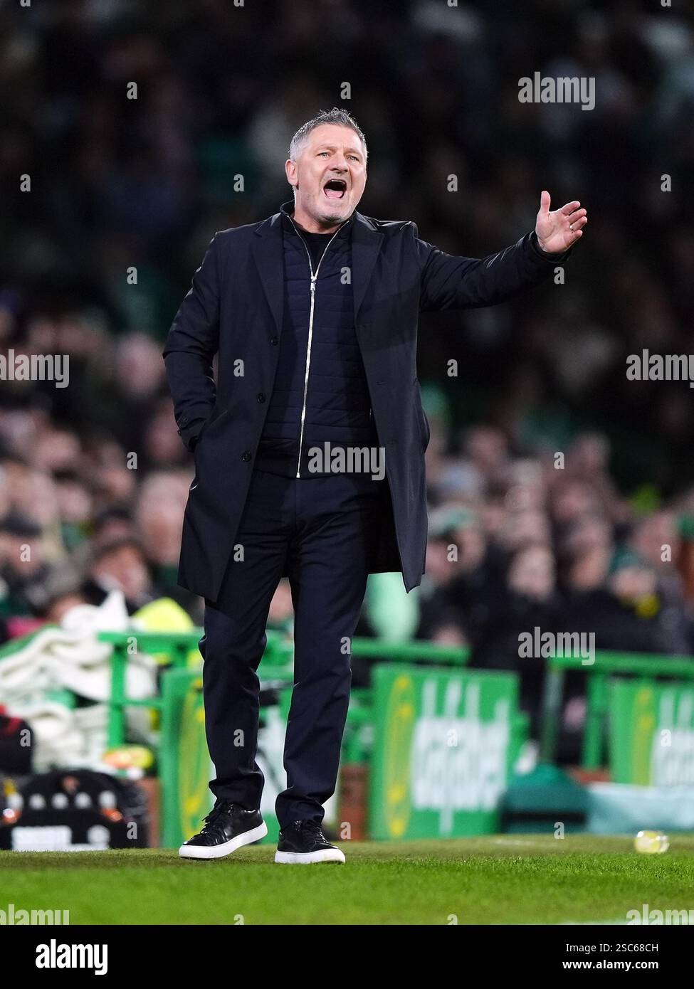 Dundee manager Tony Docherty during the William Hill Premiership match ...