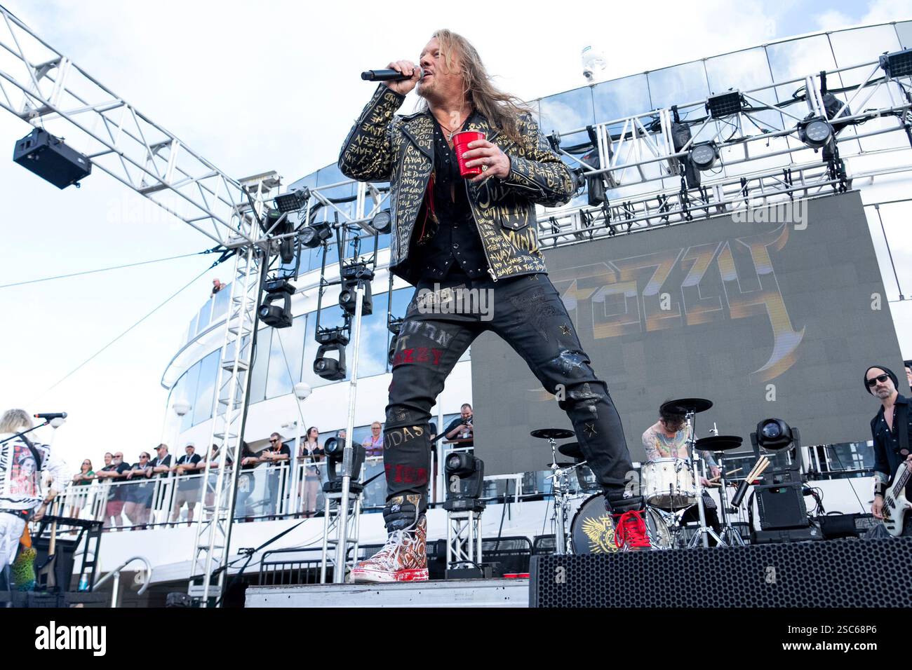 Chris Jericho of Fozzy perform during Chris Jericho's Rock 'N ...