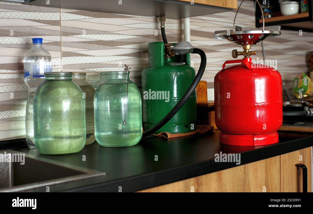 Mobile gas cylinder with burner for home use Stock Photo - Alamy