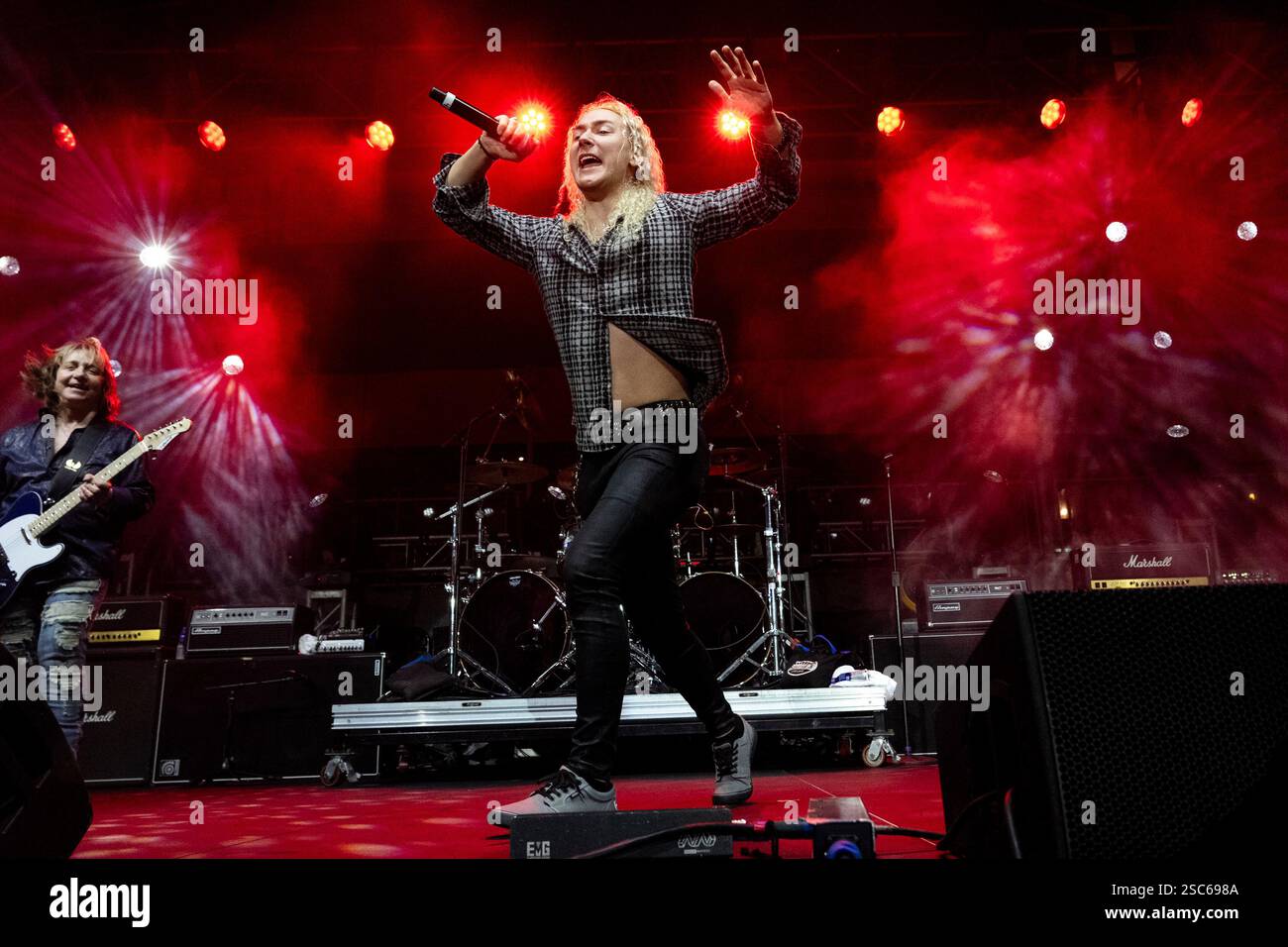 Brett Carlisle of Great White perform during Chris Jericho's Rock 'N ...