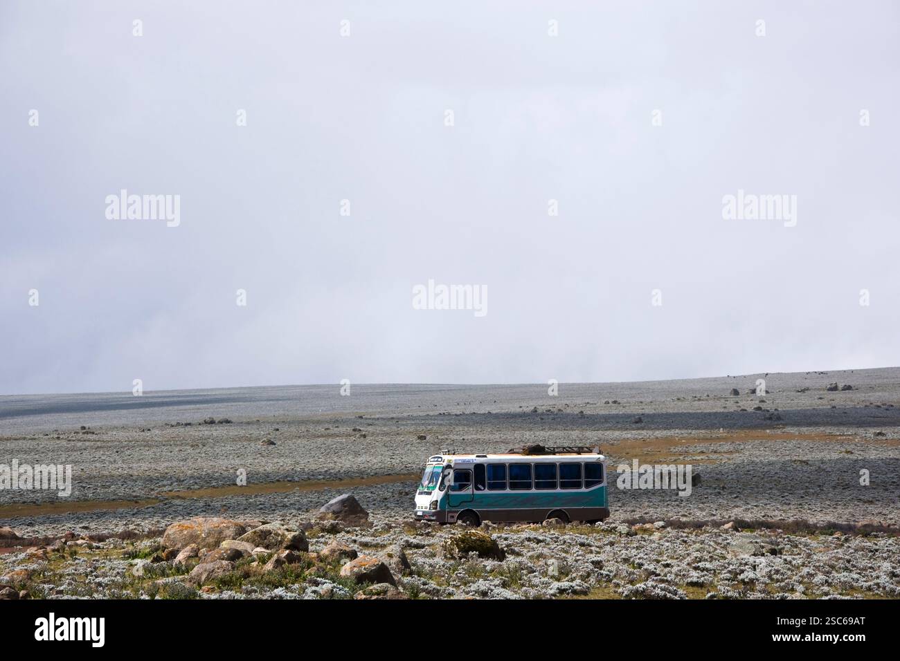 Plateau bus hi-res stock photography and images - Alamy