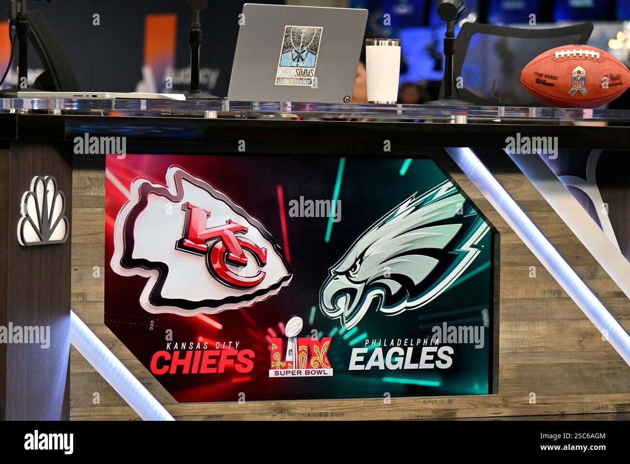 Caesars Superdome. 5th Feb, 2025. New Orleans LA; A general view of an ...