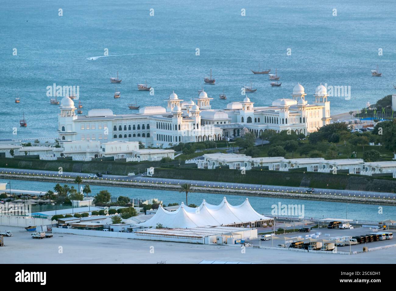 The Chedi Katara Luxury Hotel Resort in Doha, Qatar Stock Photo - Alamy