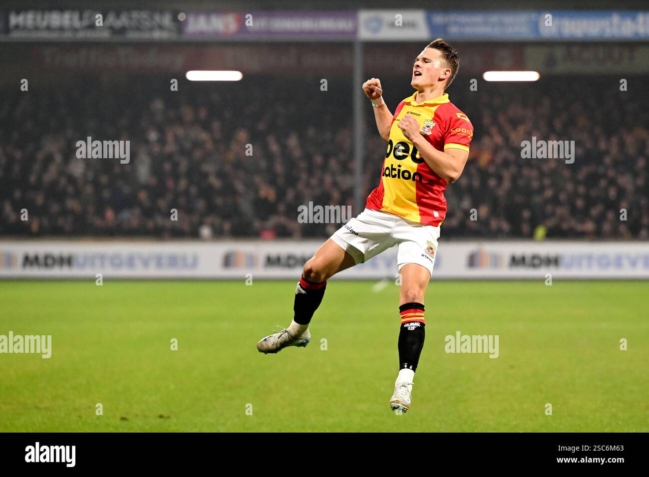 DEVENTER - Mathis Suray of Go Ahead Eagles celebrates the 1-0 during ...