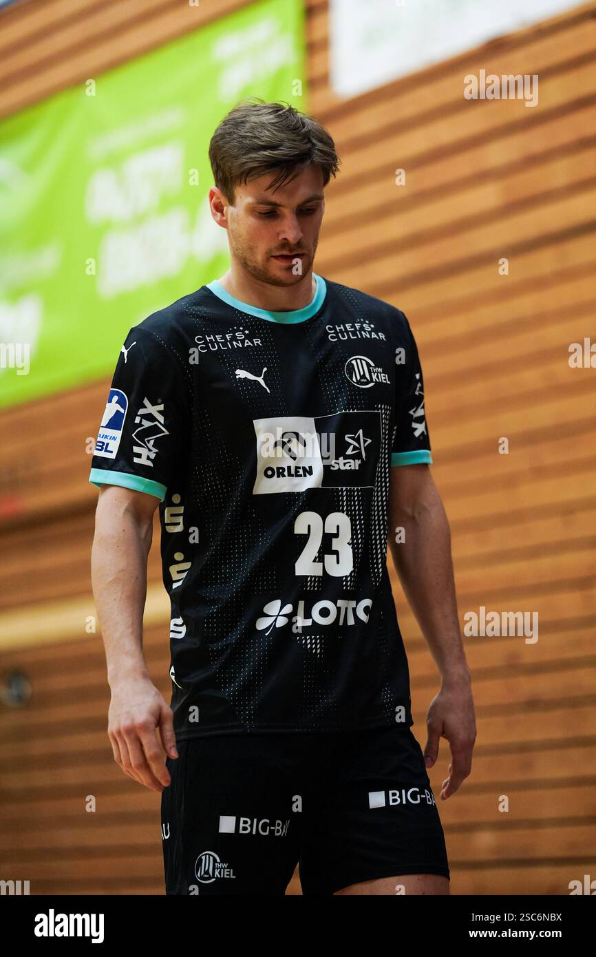Rune Dahmke (THW Kiel, #23) GER, HSG Wagrien vs. THW Kiel, Handball ...