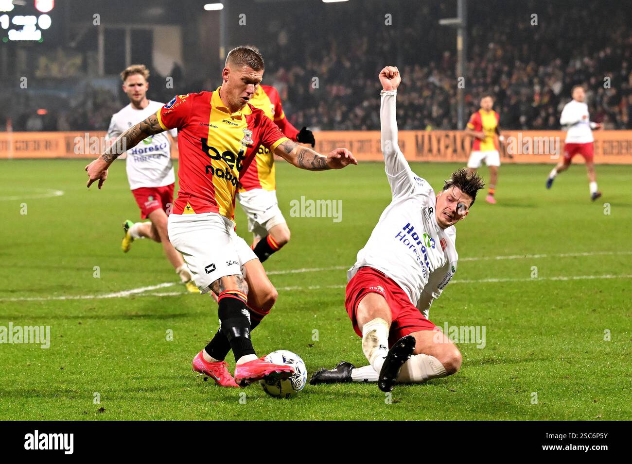 DEVENTER - (l-r) Victor Edvardsen of Go Ahead Eagles, Dylan Rietveld of ...