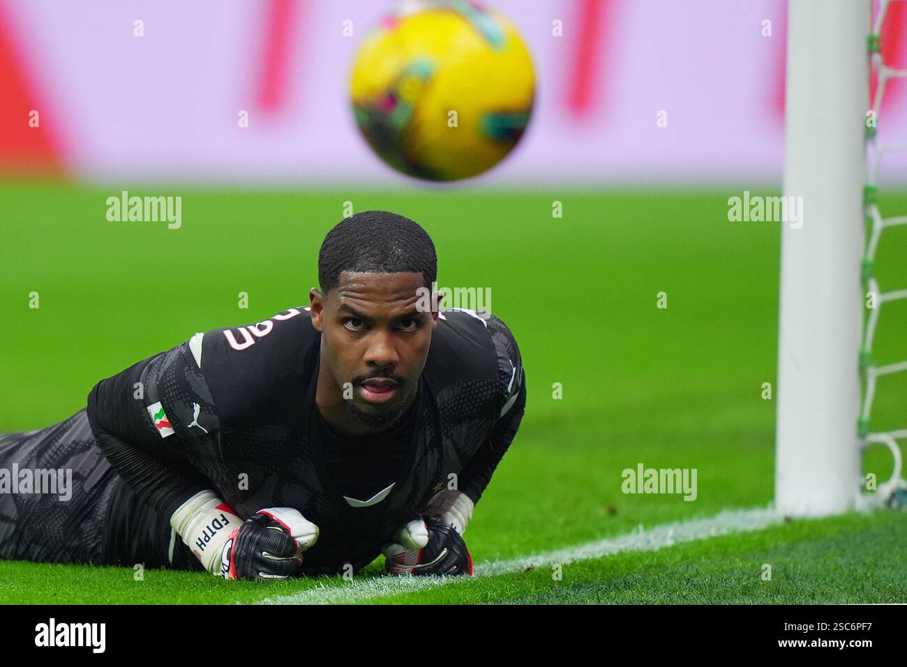 Milano, Italia. 05th Feb, 2025. AC Milan's goalkeeper Mike Maignan ...