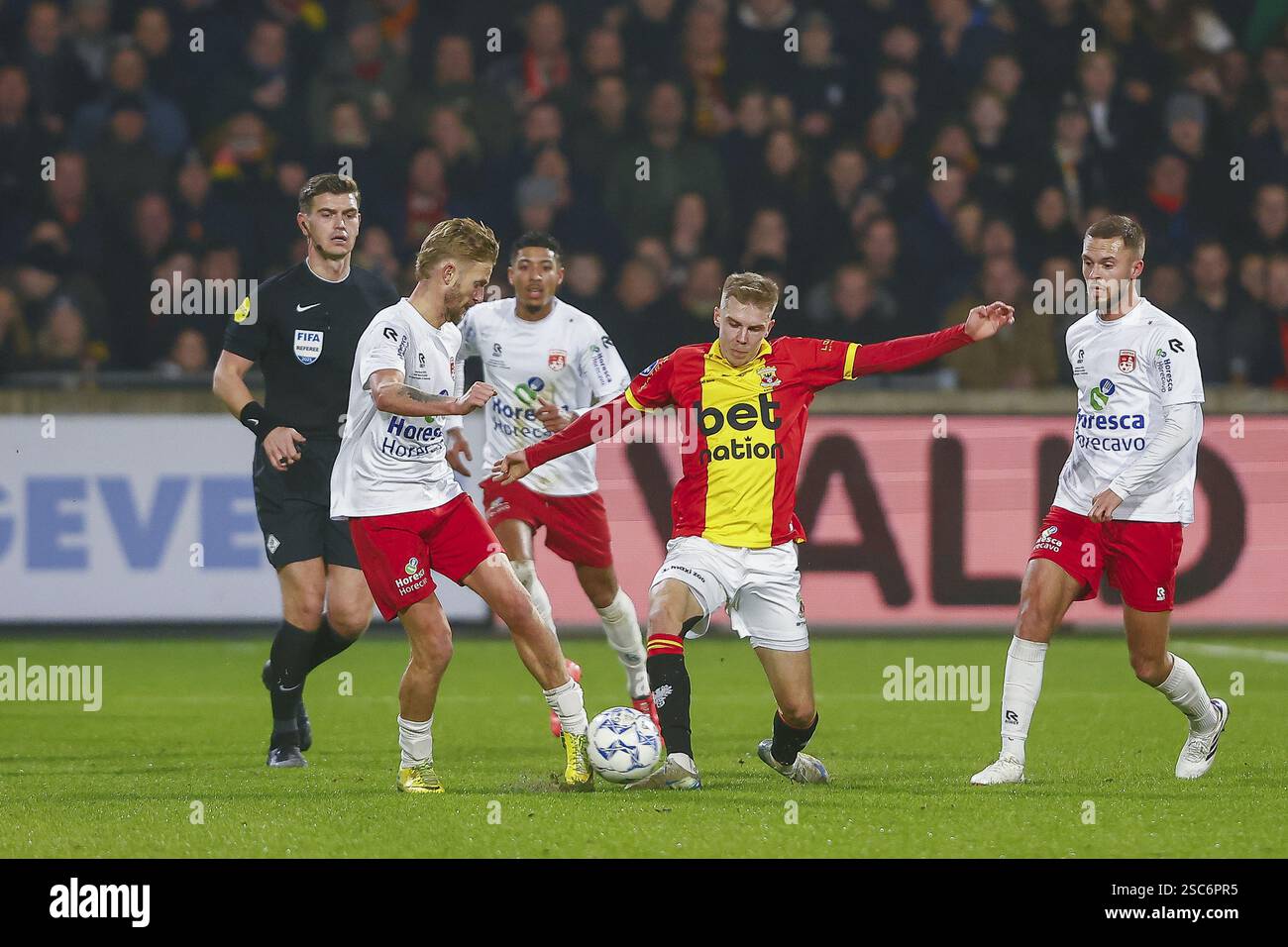 Deventer, Netherlands. 05th Feb, 2025. DEVENTER, Stadium De ...