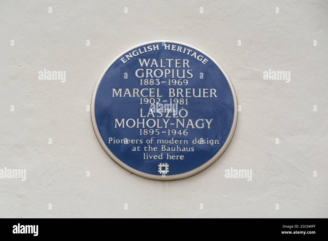 English Heritage blue plaque for Walter Gropius, Marcel Breuer, and ...