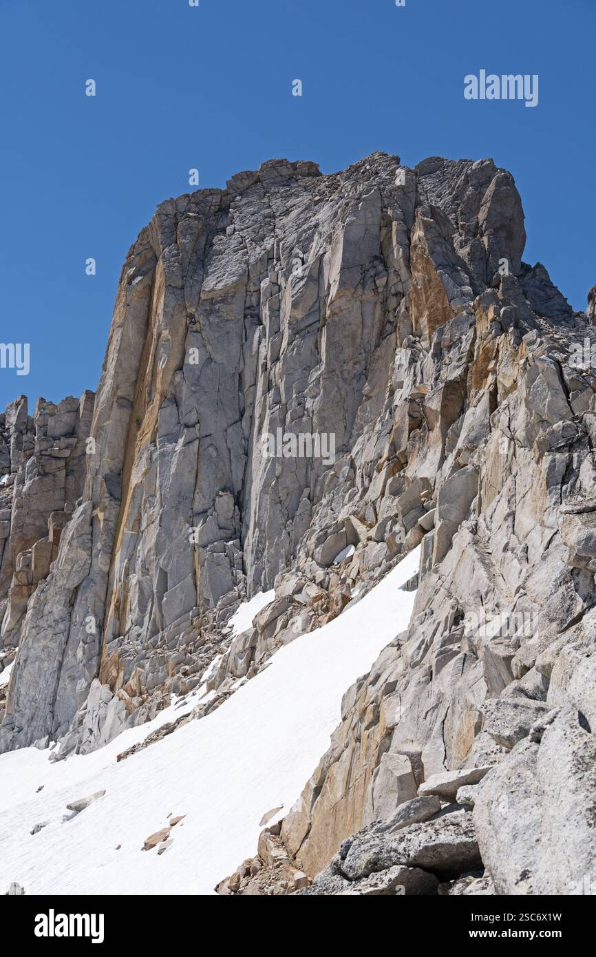 vertical image of the summit of Tower Peak on the border of Yosemite ...