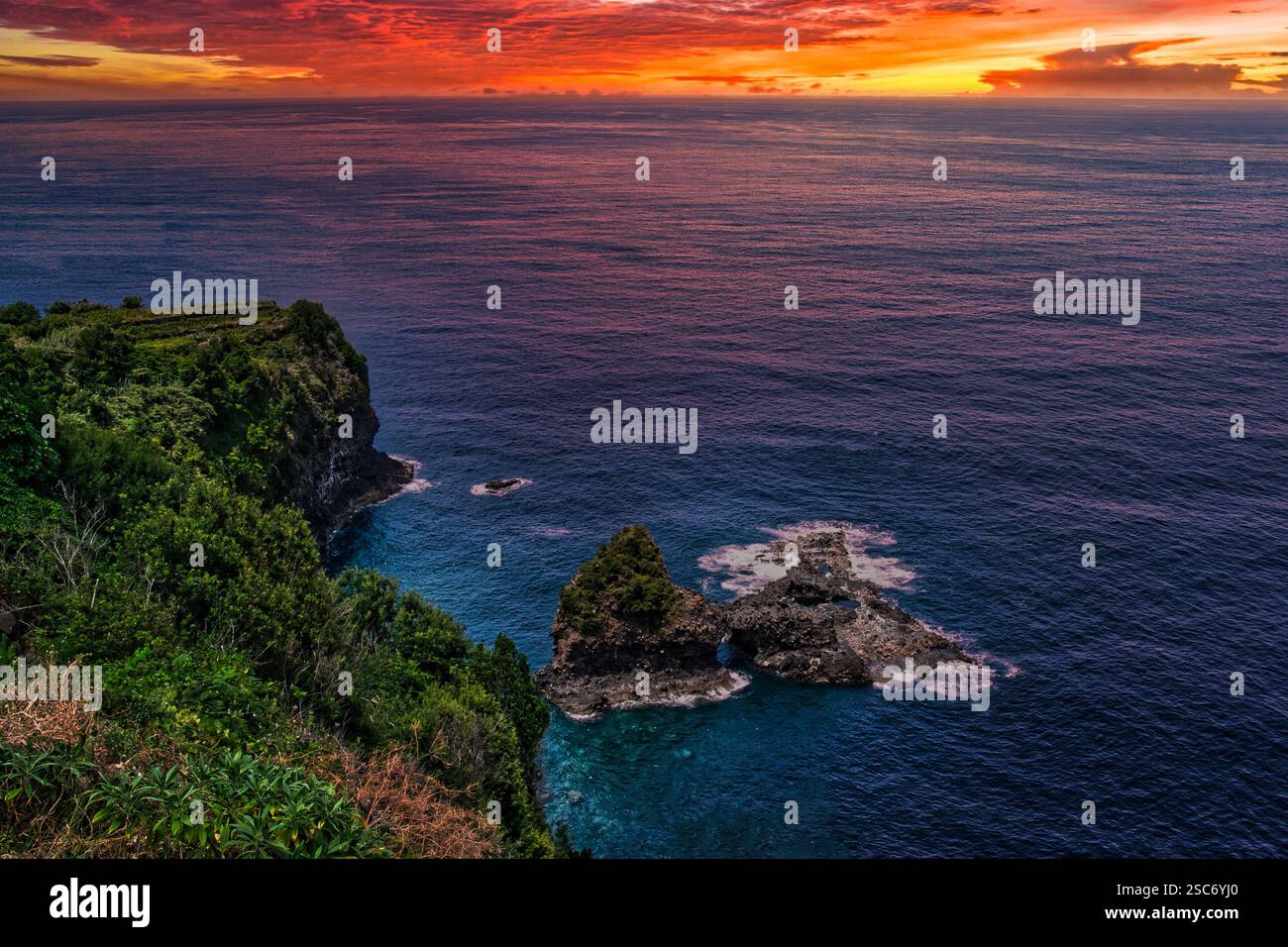 Oceano atlantico madeira hi-res stock photography and images - Alamy