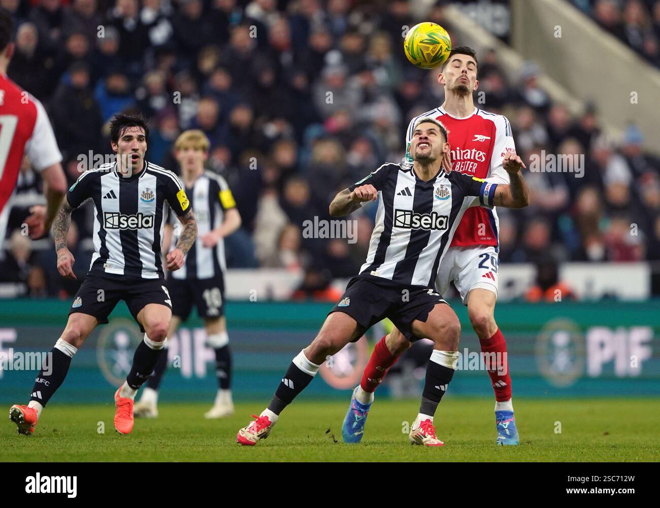 Newcastle United's Bruno Guimaraes and Arsenal's Kai Havertz battle for ...