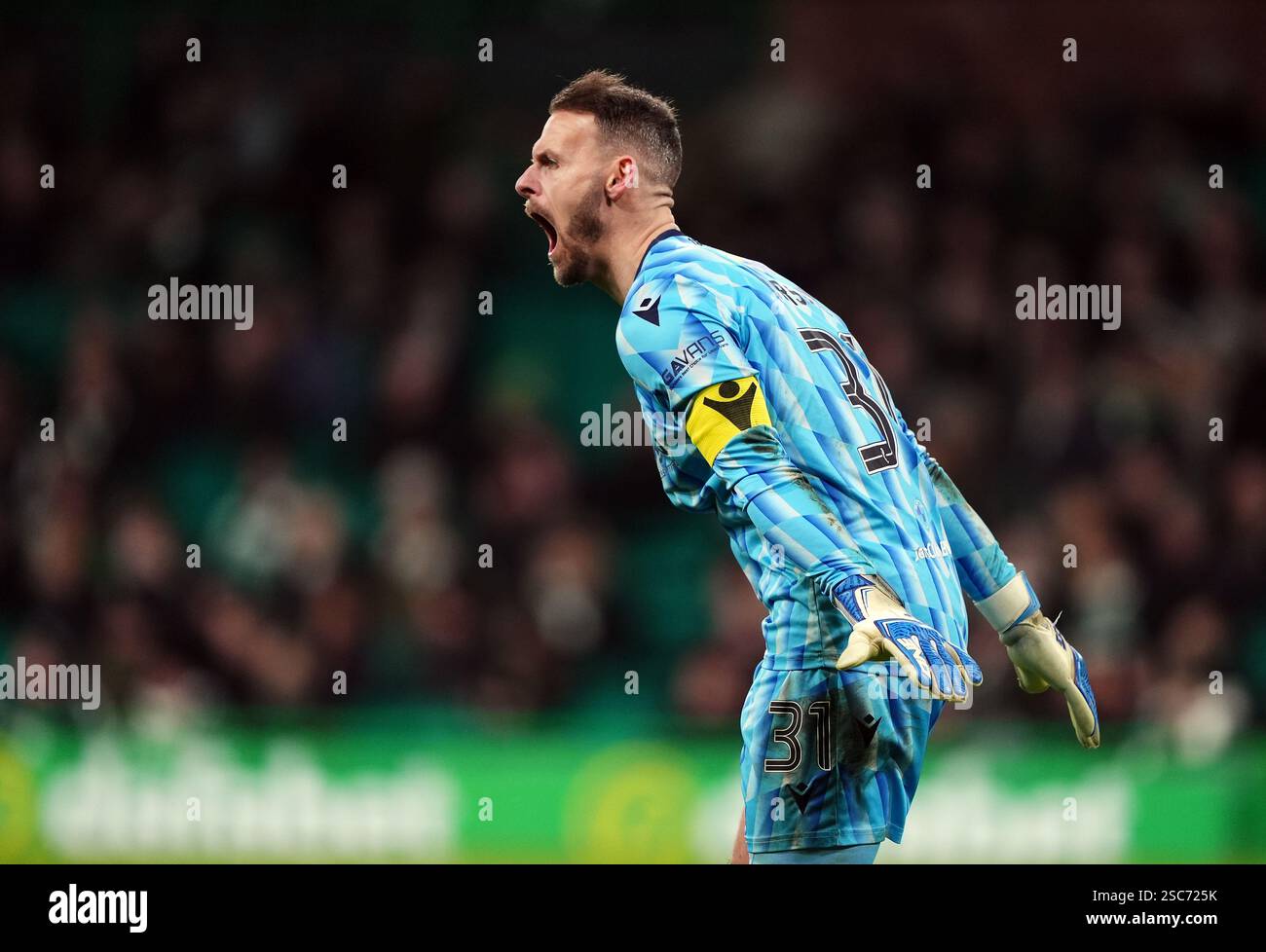 Dundee goalkeeper trevor carson hi-res stock photography and images - Alamy