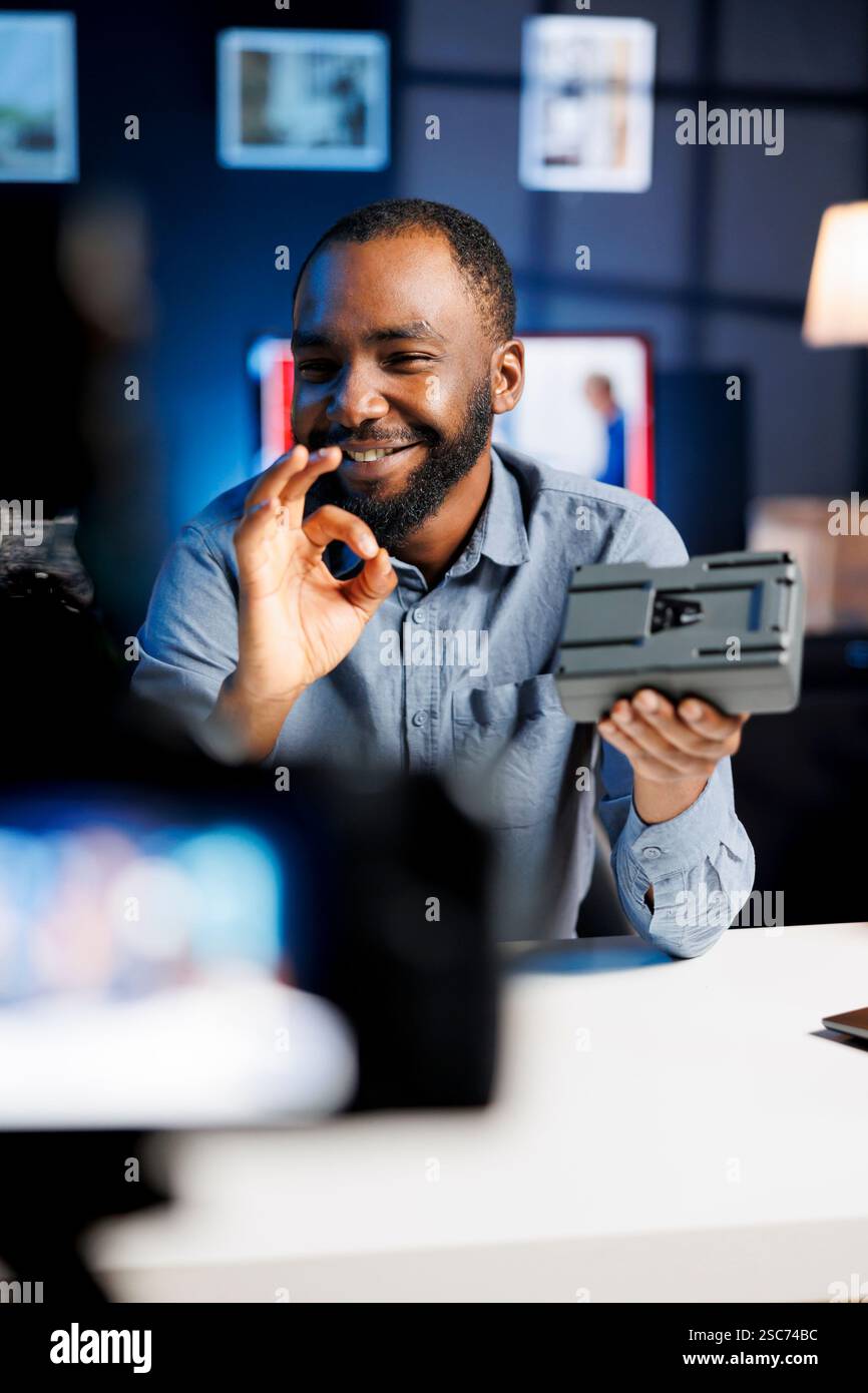 Media star excited to review newly launched V mount battery, comparing ...