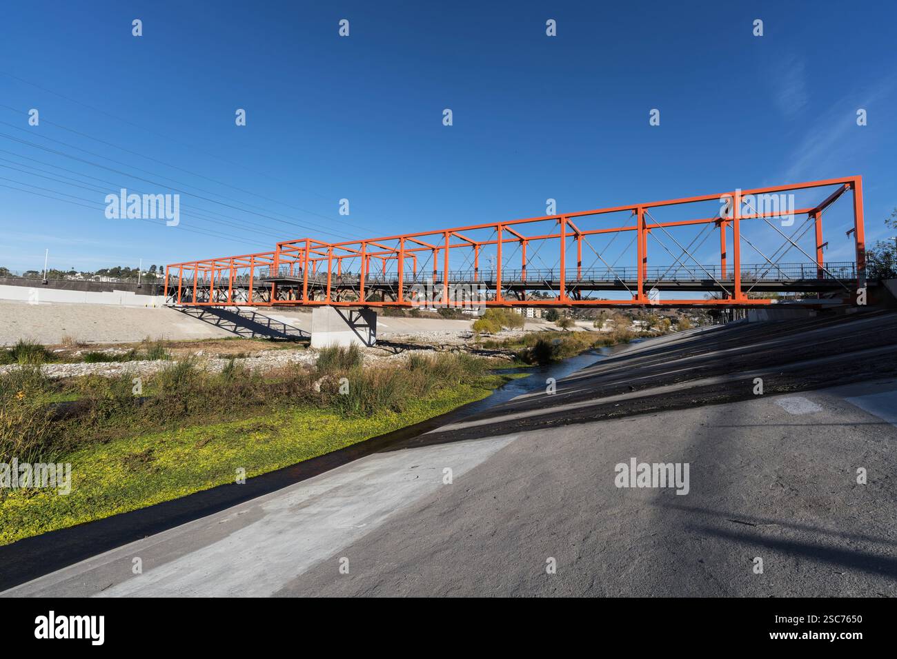 View of the Los Angeles River and the Taylor Yard bicycle and ...