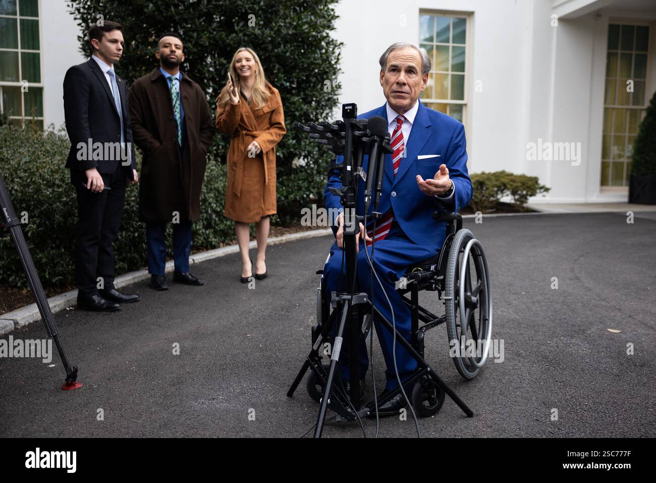 Governor greg abbott 2025 hi-res stock photography and images - Alamy
