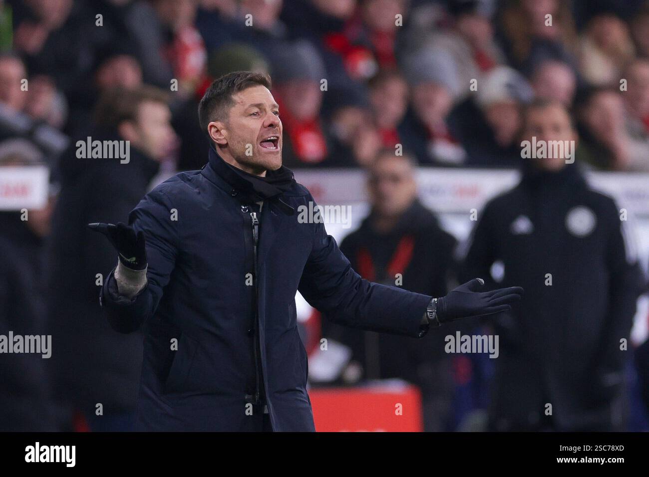 Leverkusen, Deutschland. 05th Feb, 2025. 05.02.2025, Viertelfinale im DFB-Pokal zwischen Bayer ...