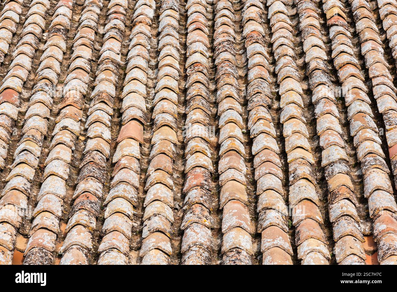 Techo de teja tradicional hi-res stock photography and images - Alamy