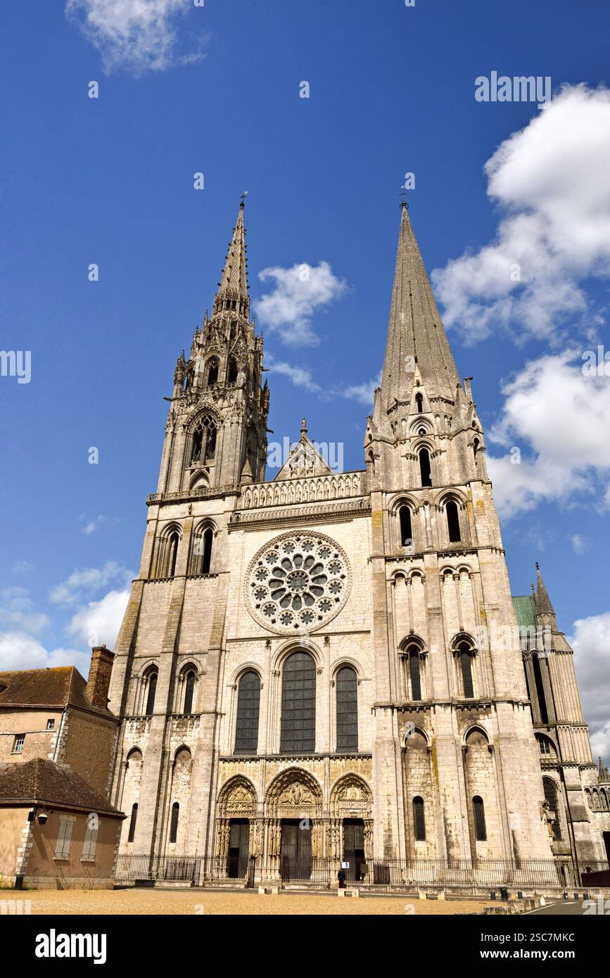 West facade of the Cathedrale seen from the forecourt, City of Chartres ...