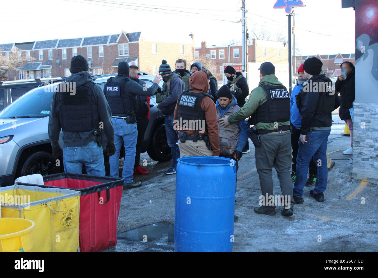 ICE fugitive teams, joined by DHS Secretary Kristi Noem and Trump ...